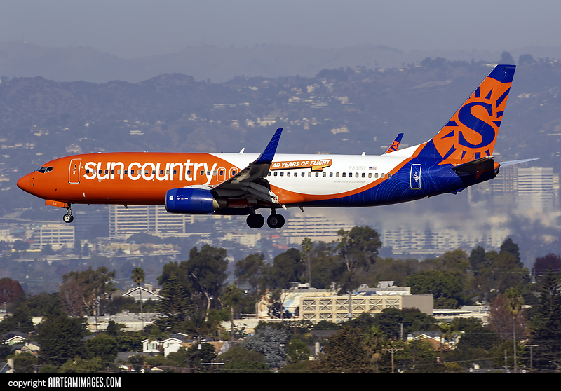 Boeing 737-83N Sun Country Airlines N831SY - AirTeamImages.com
