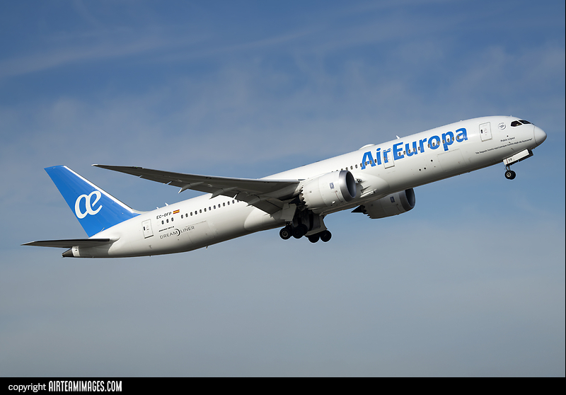 Boeing 787-9 Dreamliner Air Europa EC-OFP - AirTeamImages.com