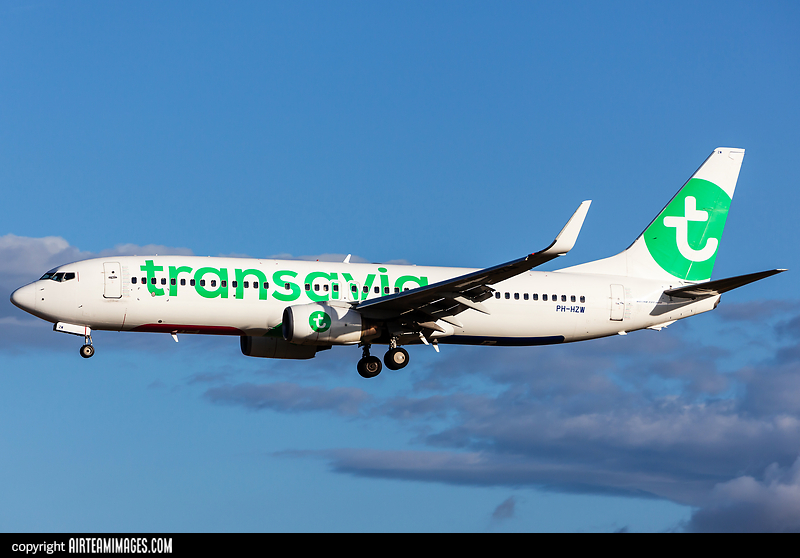 Boeing 737-8K2 Transavia PH-HZW - AirTeamImages.com
