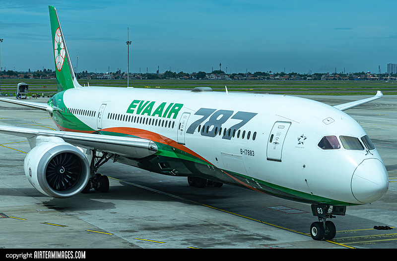 Boeing 787-9 Dreamliner EVA Air B-17883 - AirTeamImages.com