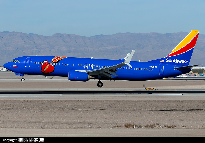 Boeing 737-8H4 Southwest Airlines N8681M - AirTeamImages.com