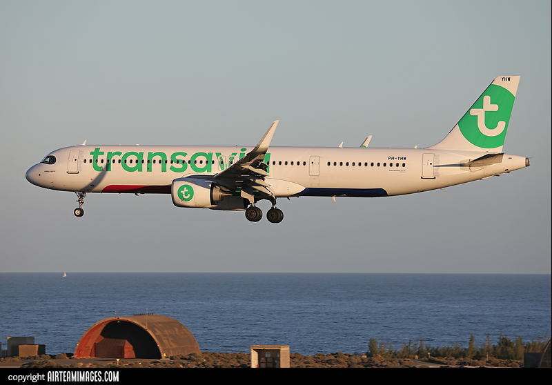 Airbus A321-252NX Transavia PH-YHW - AirTeamImages.com