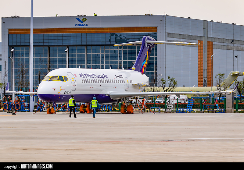 Comac C909 Urumqi Air B-659C - AirTeamImages.com