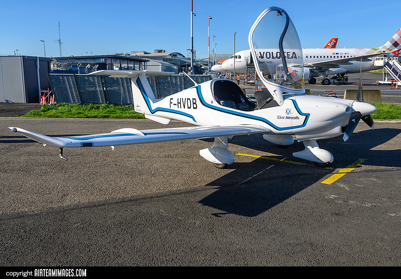 Elixir Aircraft Private F-HVDB - AirTeamImages.com
