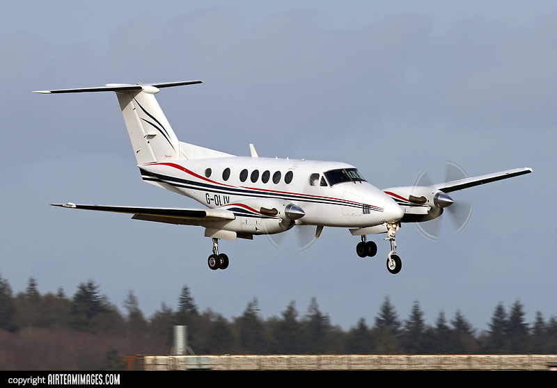 Beechcraft B200 Super King Air Private G-OLIV - AirTeamImages.com
