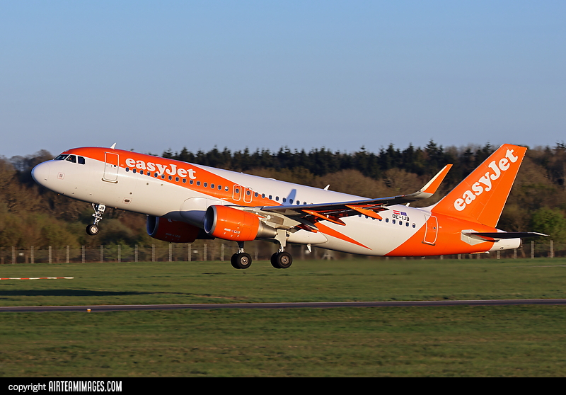 Airbus A320-214 EasyJet OE-IJB - AirTeamImages.com