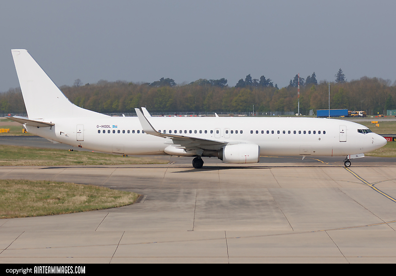 Boeing 737-82R Ascend Airways G-HODL - AirTeamImages.com