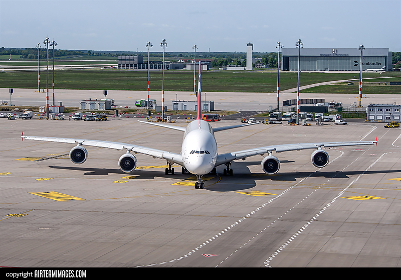 Airbus A380-841 Global 9H-GLOBL - AirTeamImages.com