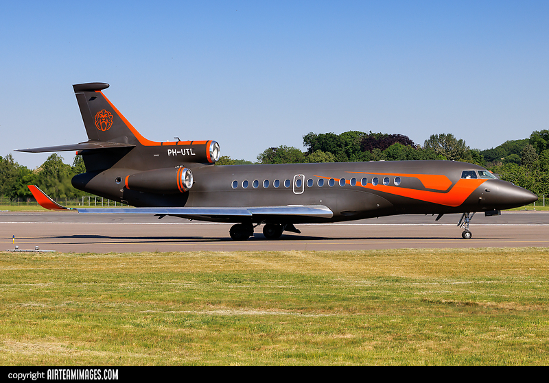 Dassault Falcon 8X Private PH-UTL - AirTeamImages.com