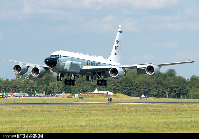Boeing RC-135V Rivet Joint USA - US Air Force 64-14841 - AirTeamImages.com