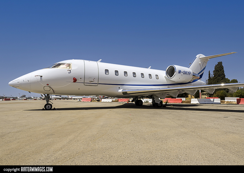 Bombardier Challenger 650 Private M-SKYF - AirTeamImages.com