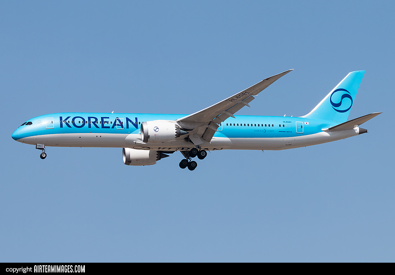 Boeing 787-9 Dreamliner Korean Air HL8081 - AirTeamImages.com
