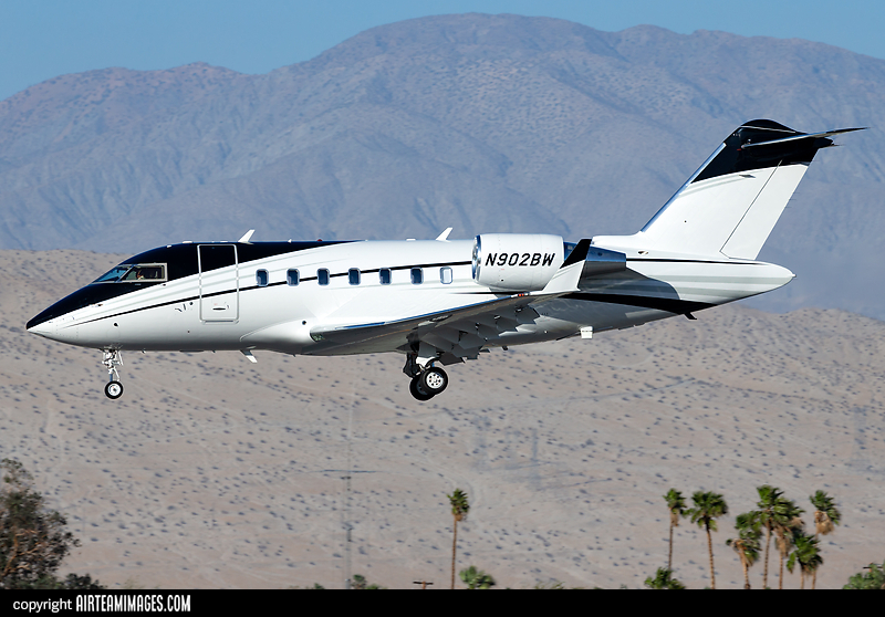 Bombardier Challenger 605 Private N902BW - AirTeamImages.com
