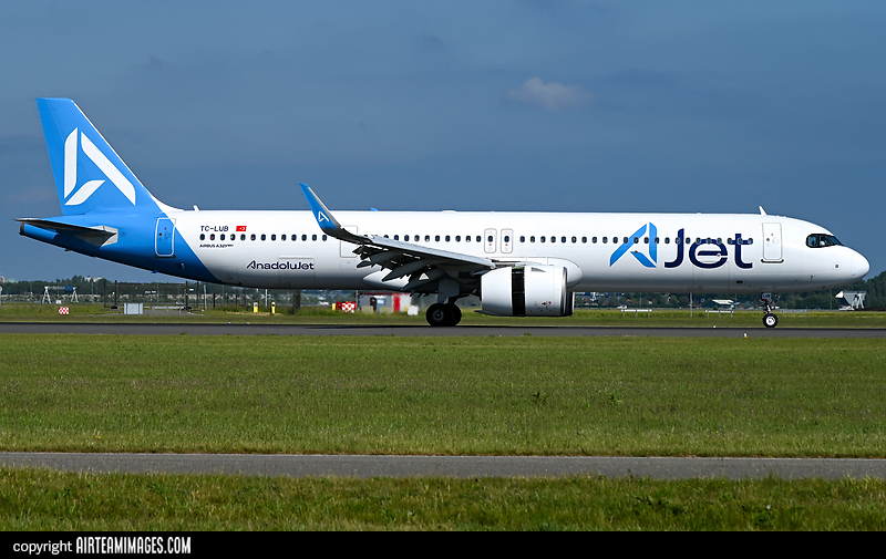 Airbus A321-271NX AJet TC-LUB - AirTeamImages.com