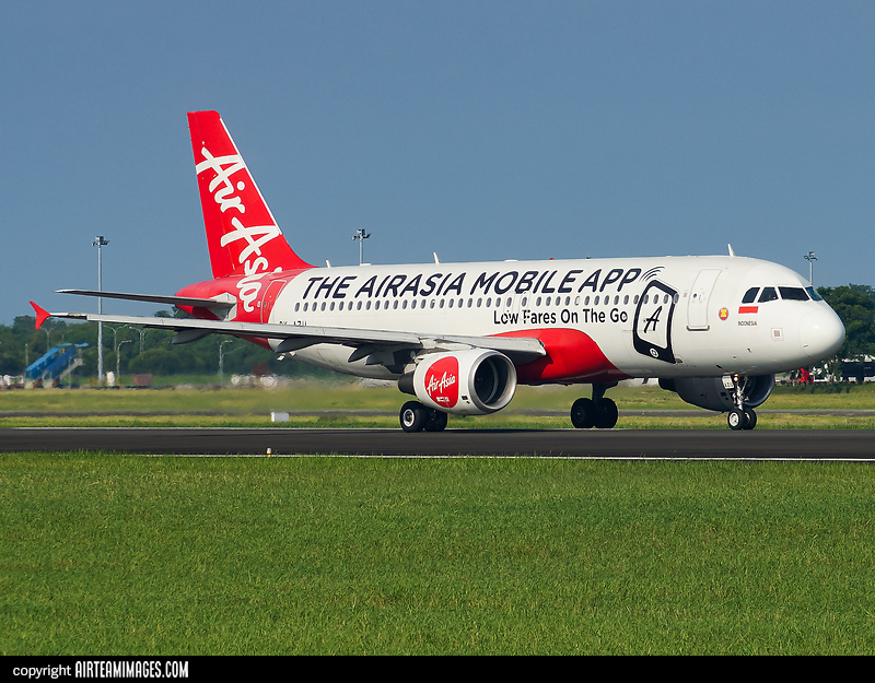 Airbus A320-214 AirAsia (Indonesia) PK-AZU - AirTeamImages.com