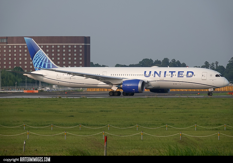 Boeing 787-9 Dreamliner United Airlines N29991 - AirTeamImages.com