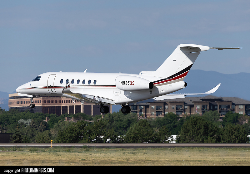 Cessna 700 Citation Longitude NetJets Aviation N835QS - AirTeamImages.com