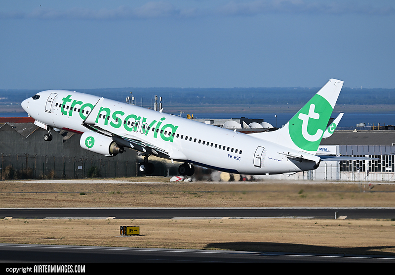 Boeing 737-8K2 Transavia PH-HSC - AirTeamImages.com