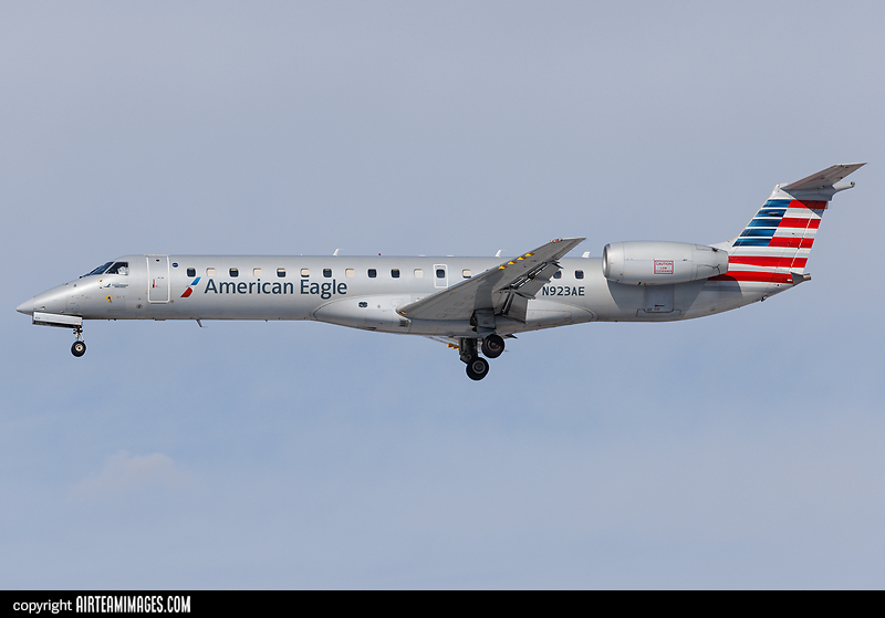 Embraer ERJ-145LR American Eagle (Piedmont Airlines) N923AE ...