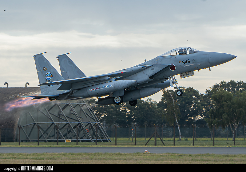 McDonnell Douglas F-15J Eagle Japan - Japan Air Self-Defense Force 42 ...