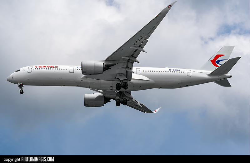 Airbus A350-941 China Eastern Airlines B-32DJ - AirTeamImages.com