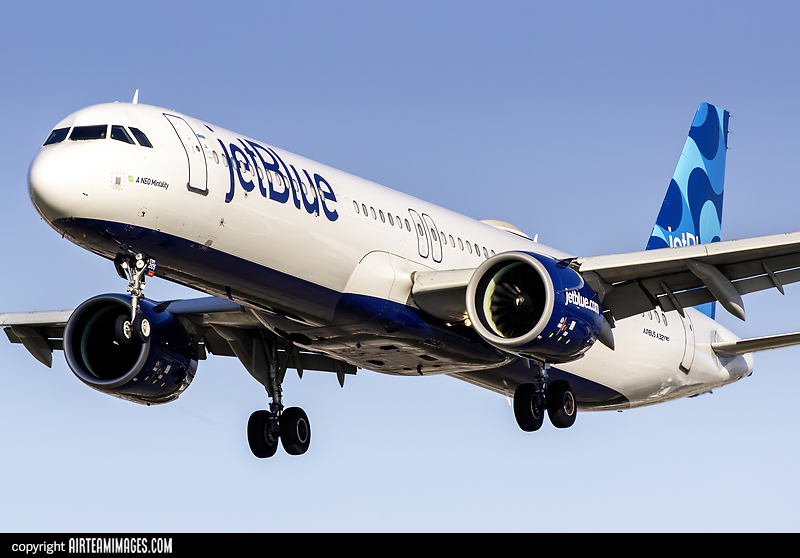 Airbus A321-271NX JetBlue Airways N2105J - AirTeamImages.com