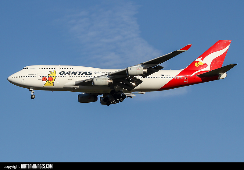 Boeing 747-438/ER Qantas VH-OJU - AirTeamImages.com
