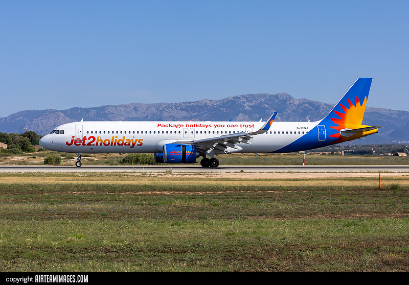 Airbus A321-251NX Jet2 G-SUNJ - AirTeamImages.com