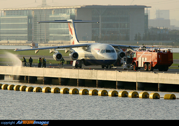 British Aerospace Avro RJ100 British Airways G-BZAZ - AirTeamImages.com