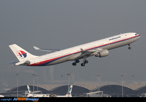 Airbus A330-322 Malaysia Airlines 9M-MKE - AirTeamImages.com