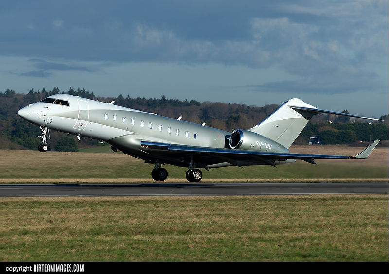 Bombardier Global 5000 Private 9H-IBD - AirTeamImages.com